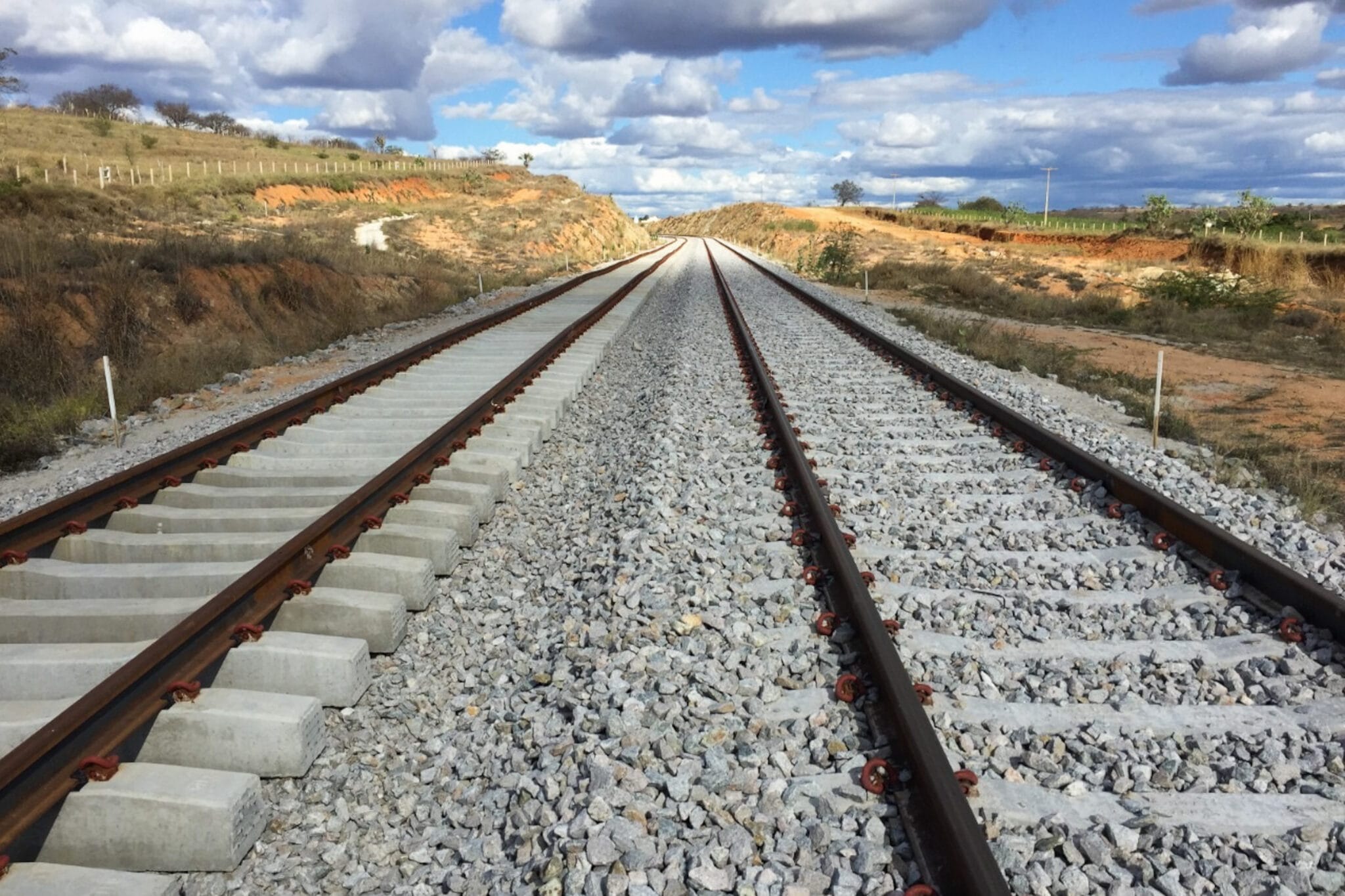 Conheça a origem do transporte ferroviário no Brasil - dcmais